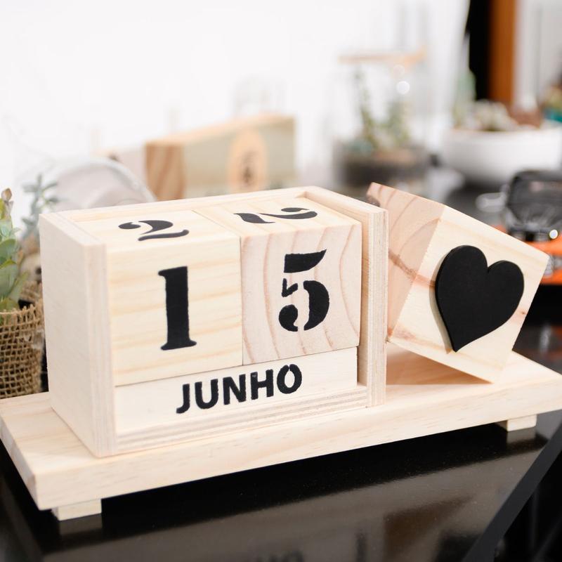Kit Calendário de Madeira Cru + Bandeja + Cubo Coração - Flow a Home ...