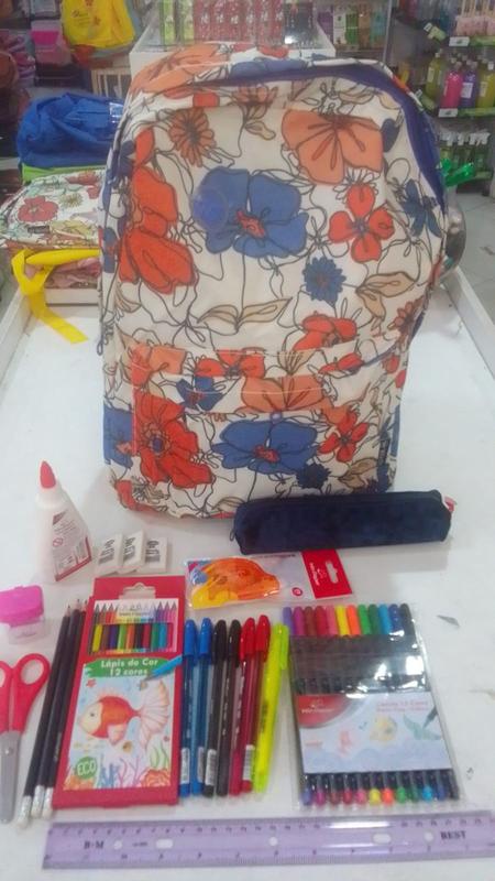 Kit Escolar Completo 23Un - Mochila/Estojo/Caderno/Materiais - Win ...