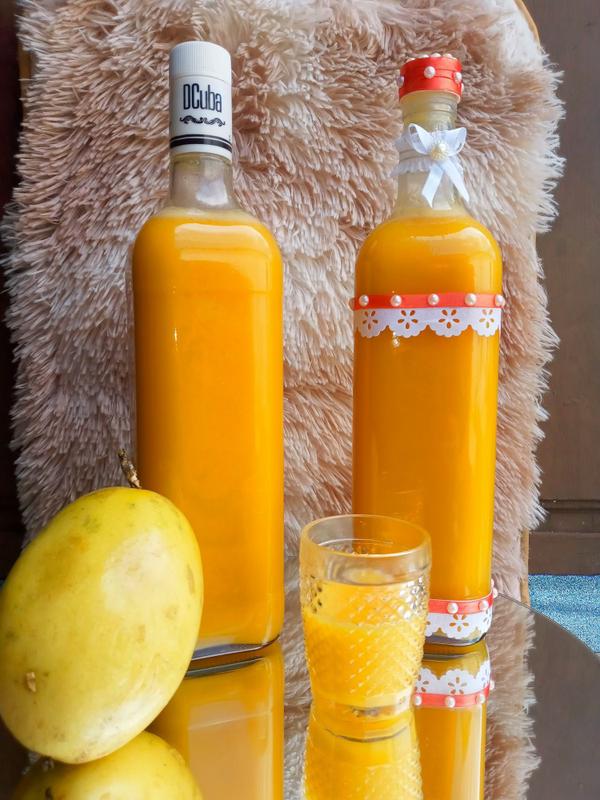 Licor artesanal feito das fruta maracujá - Nacional própria. - Licor ...
