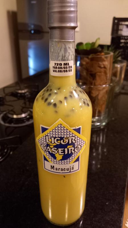 Licor da Maracujá com leite condensado 720 ml - Licor - Magazine Luiza