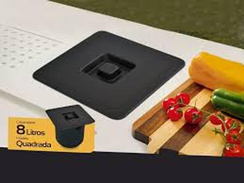 Lixeira de Embutir 8 Litros Quadrada Preto Vulcano Metasul - Lixeira e ...