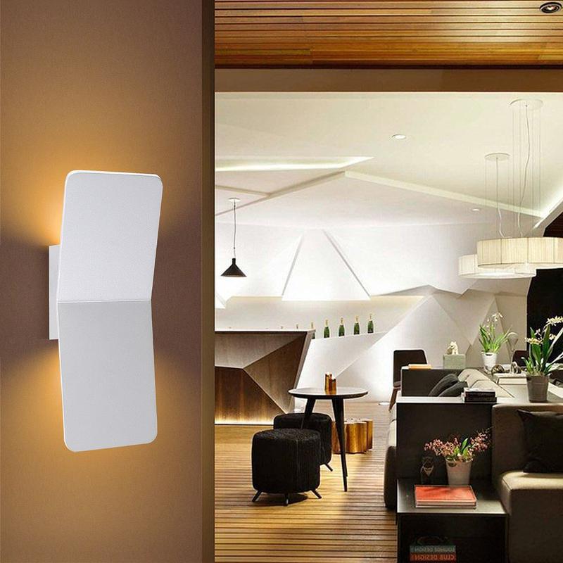 Luminária arandela com luz indireta e facho duplo 6w - Luminatti ...