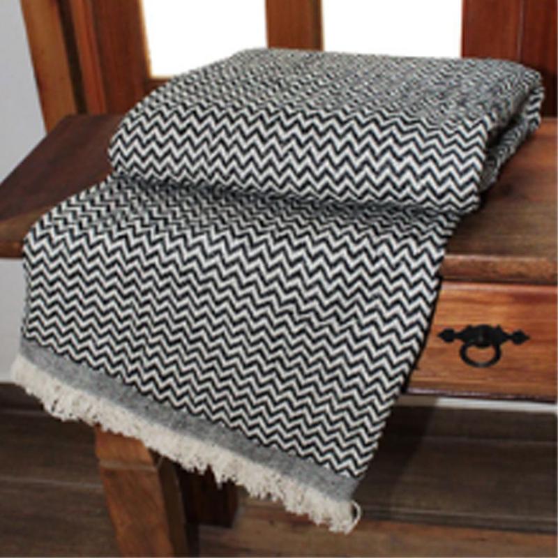 Manta para Sofa Anatex Renascence Chevron Preto 1,20 x 1,50 - Manta ...