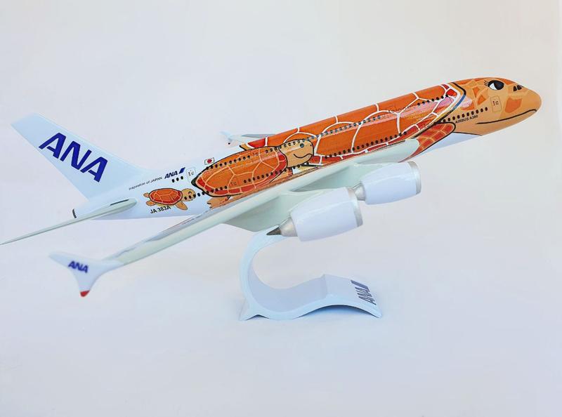 Maquete De Avião Em Resina Airbus A380 Ana Tartaruga laranja 36 Cm ...