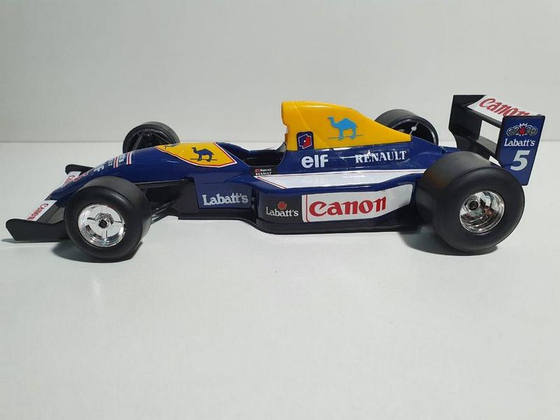 Miniatura Formula 1 Williams FW14 2014 - Escala 1/18 Burago - Bburago ...