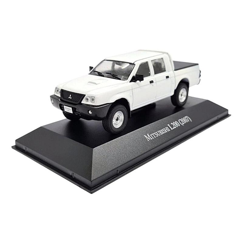 Miniatura Mitsubishi L200 2007 1/43 Inesquecíveis do Brasil - CARROS ...