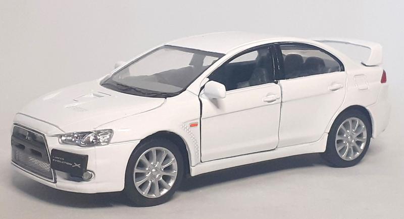 miniatura Mitsubishi Lancer branco GAM0071 - Kinsmart - Carrinhos e Cia ...