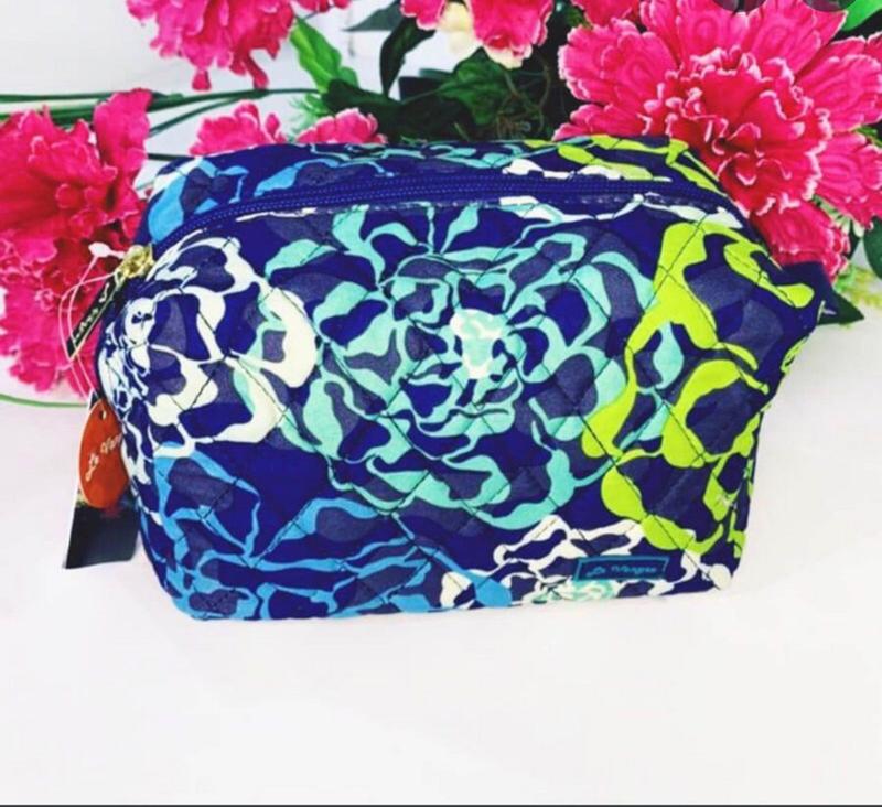 Necessaire floral le vangee - Lê vangee - Necessaire - Magazine Luiza