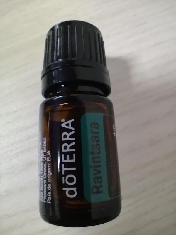 Óleo Essencial DoTerra Ravintsara 5ml - Óleos Essenciais - Magazine Luiza