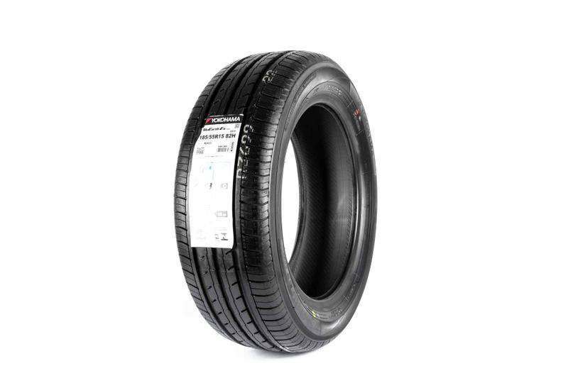 Pneu 185/55 R15 82H Bluearth ES32 Yokohama - Pneus - Magazine Luiza