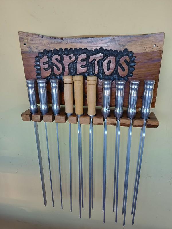 Porta espeto em madeira - Madeira Ipê - Churrasco - Magazine Luiza