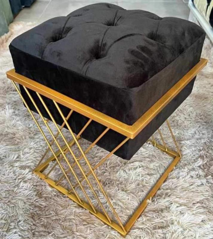 Puff Quadrado com Base de Ferro - T&C Estofados - Puffs - Magazine Luiza