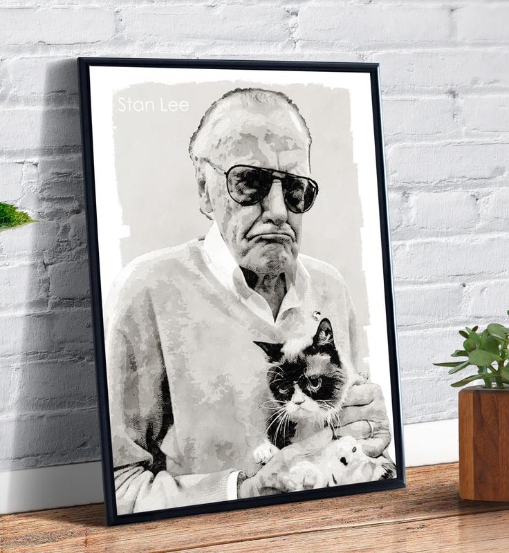 Quadro Decorativo Foto Desenho Stan Lee Com Gato - Tribos - Quadro ...