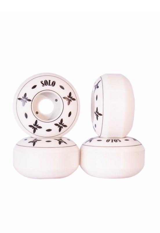 Roda Solo Decks Semi Profissional Logo White 53mm/92a - Solo Deck's ...