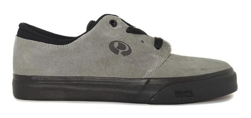 Tênis Drop Dead - Tênis Esportivo - Magazine Luiza