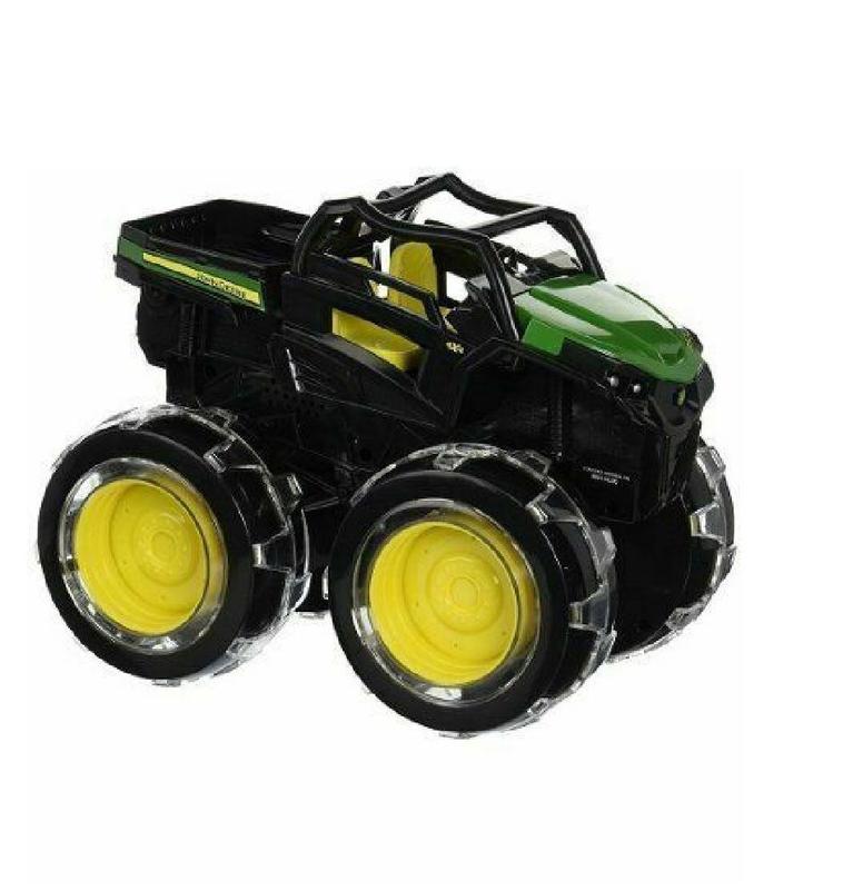 Trator Monster Treads Lightning Wheel8 John Deere Peg-Pérego - Trator ...