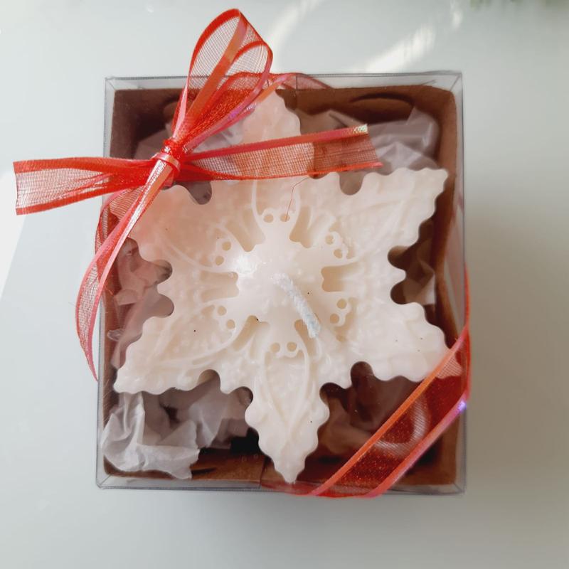 Vela Aromática de Natal Flocos de Neve Presente 70g - Likare Home ...